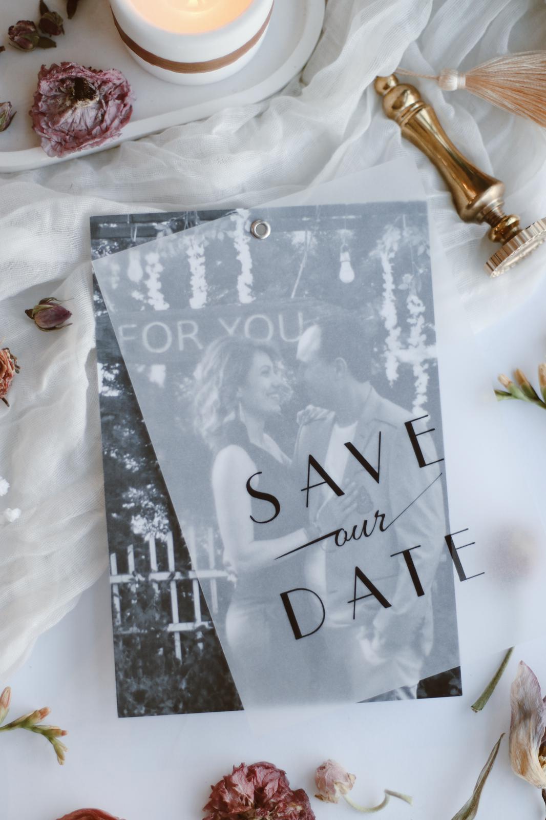 Nouvelle - Davetiyen