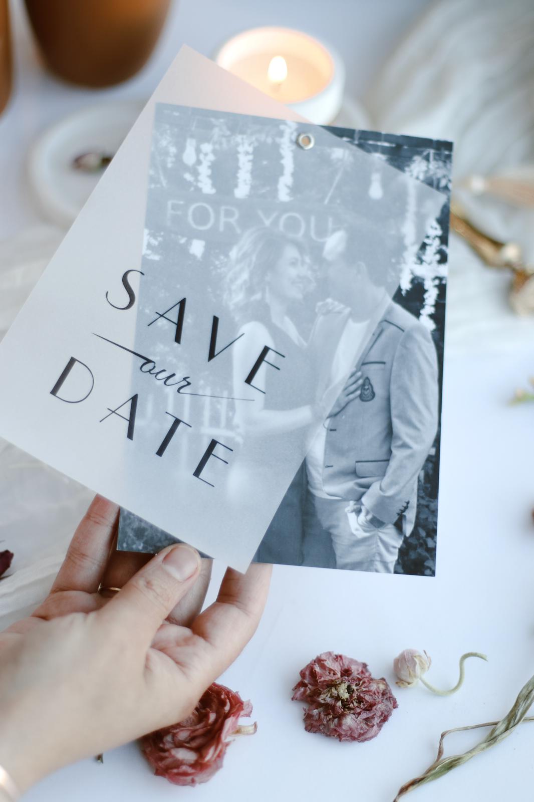 Nouvelle - Davetiyen