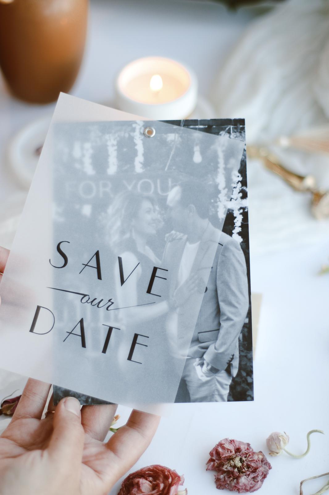 Nouvelle - Davetiyen