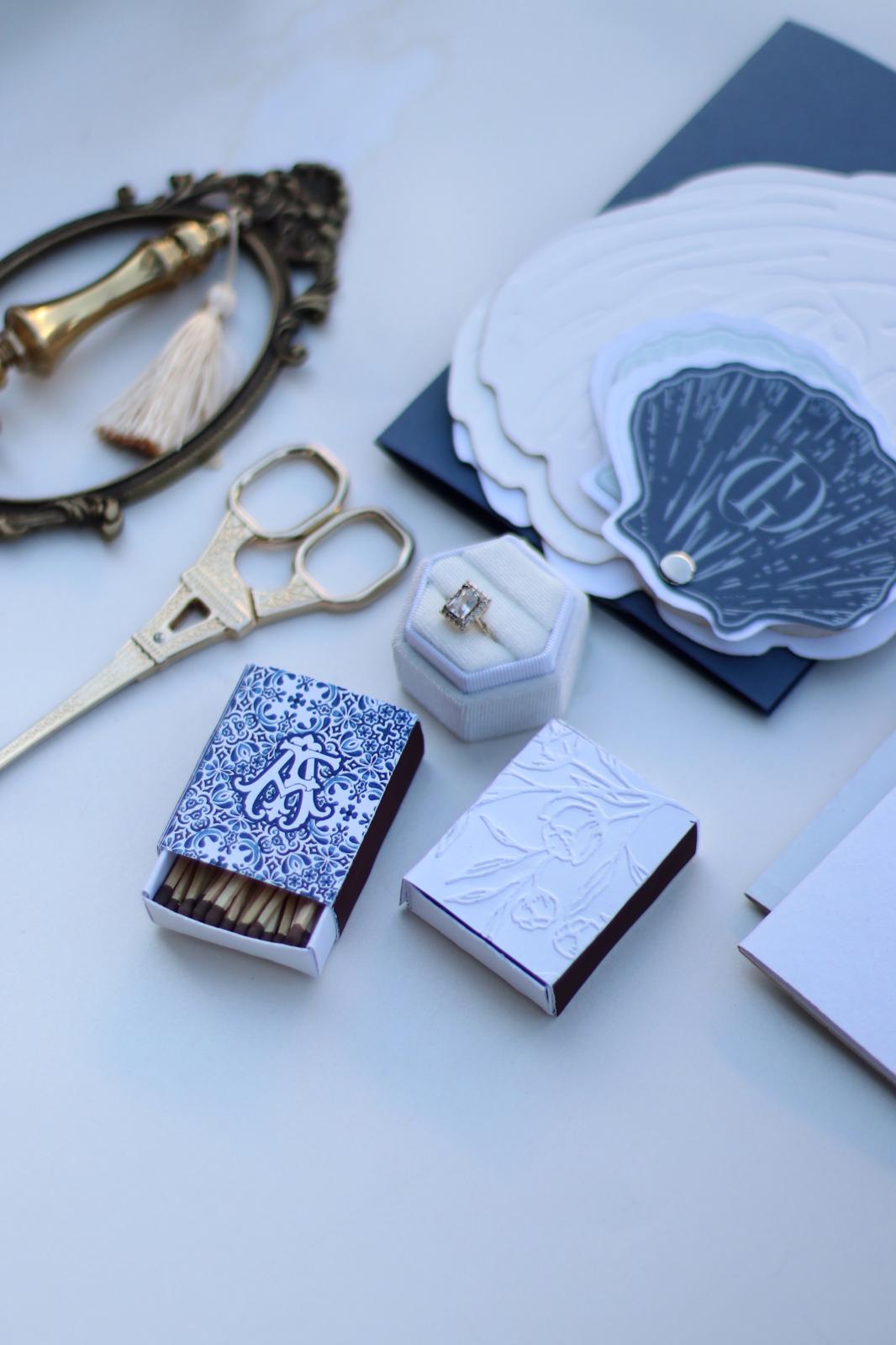 Kibrit Kutusu - Davetiyen